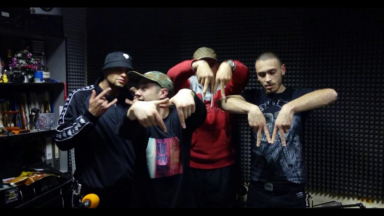 Bobkata - МаХленски Материалчик - YouTube