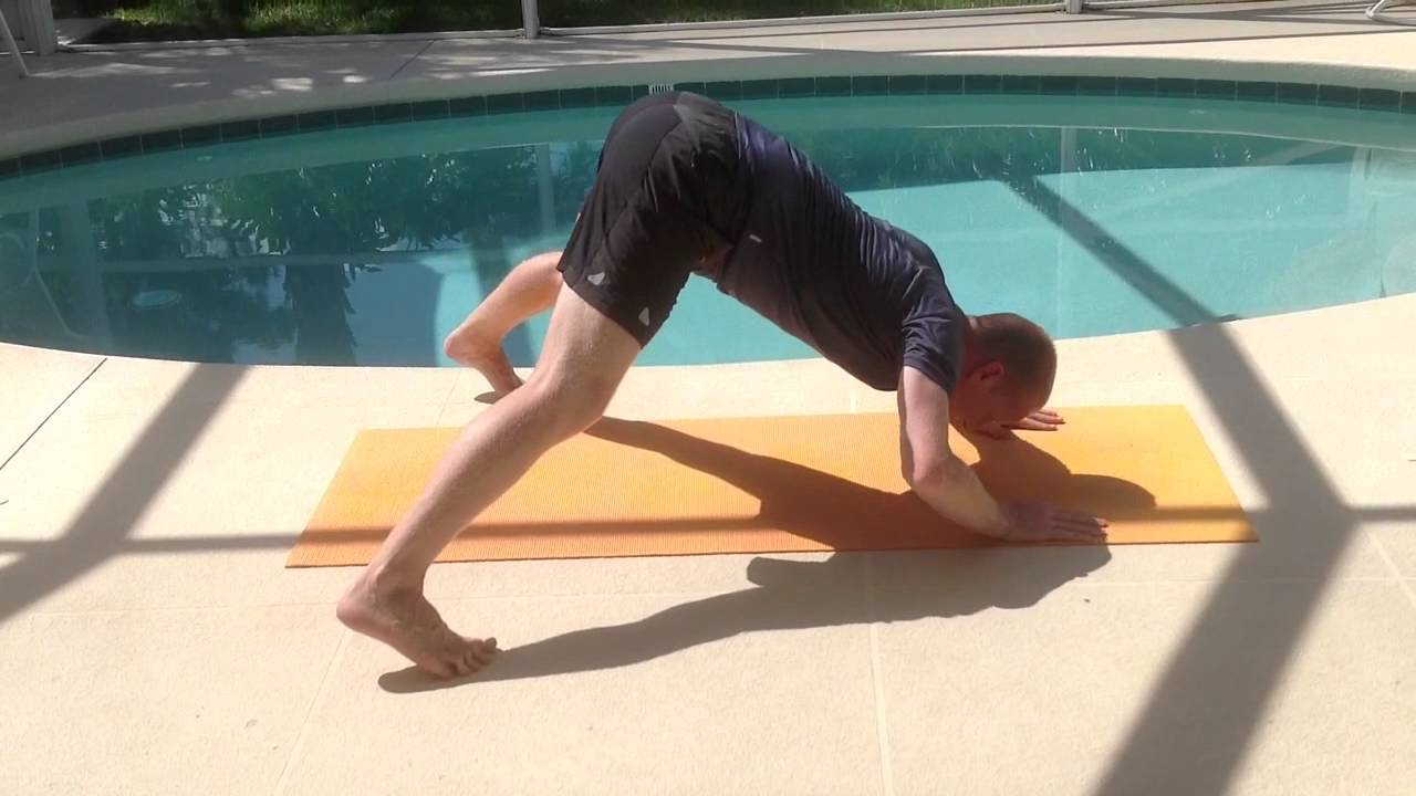 Shoulder Push Up: A Beginners Variation of the Push Up - YouTube
