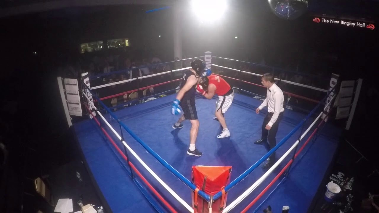 Ultra White Collar Boxing | Birmingham | Matthew Hemming VS James ...