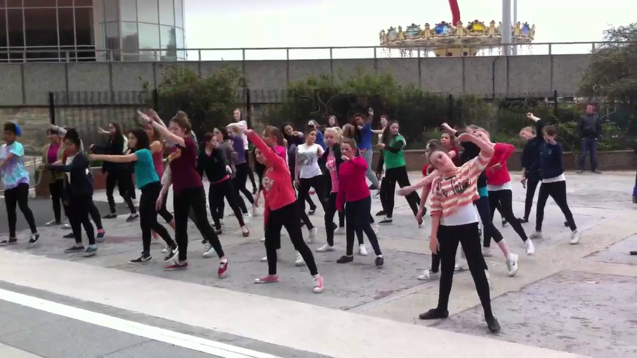 Big Dance World Record Attempt @ Pavilion Dance Bournemouth - YouTube