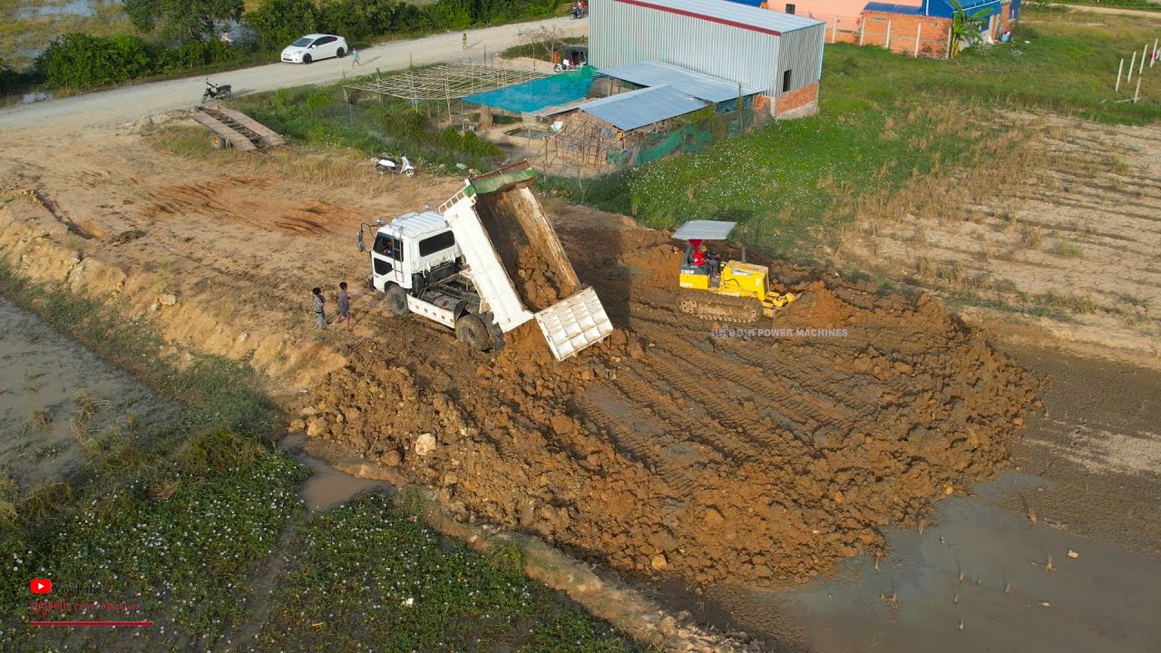 Interesting Bulldozer Skills Operator Moving Mud Filling The Land With ...