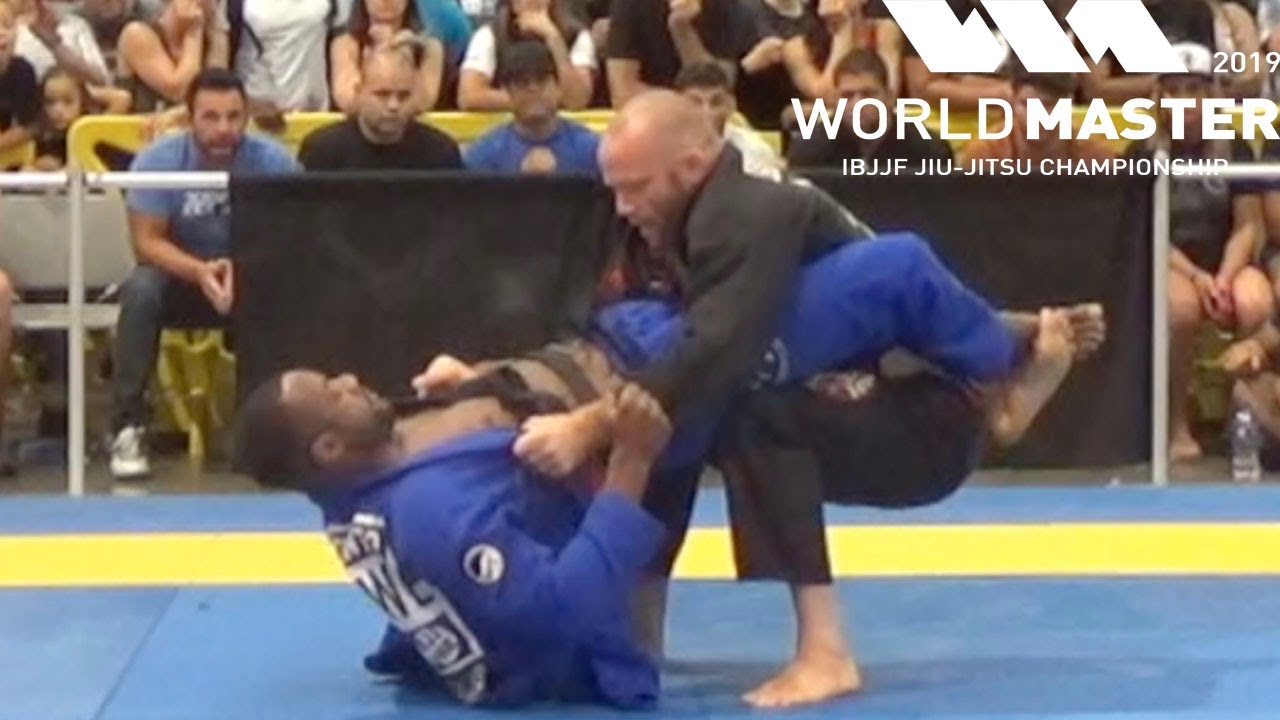 Joshua Hinger VS Alan do Nascimento / World Master 2019 - YouTube