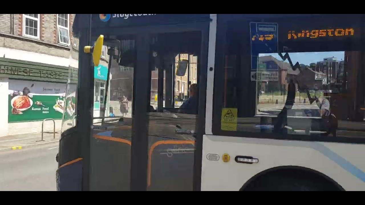 Here is the stagecoach bus 29106 on the number 715 in Guildford ...