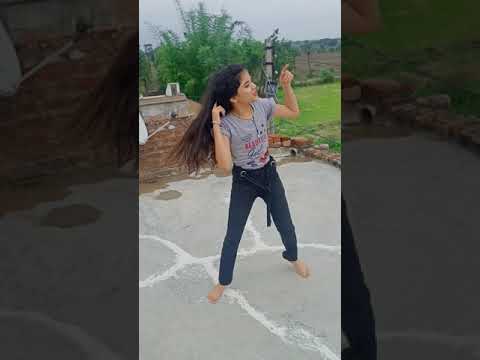 8 yrs old girl GUNGUN dance