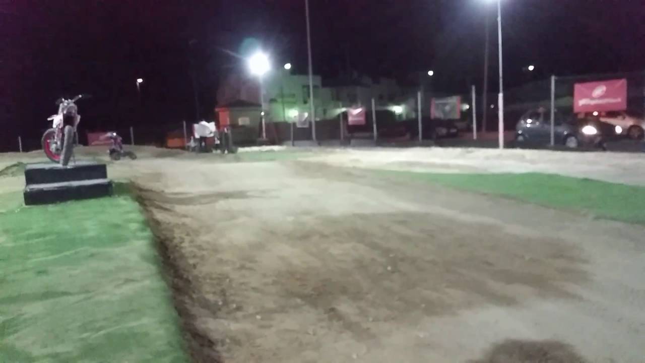 Jony con su Torrot E12 - YouTube