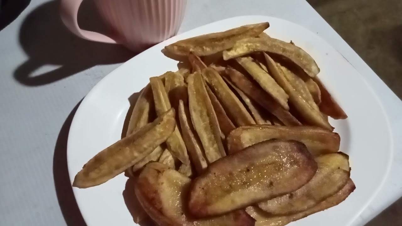 Piniritong Saging w/ Kape @Quezonilocano - YouTube