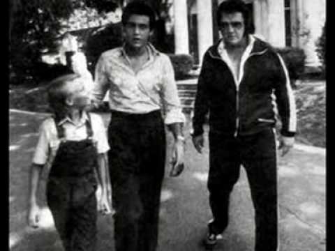 I'm on Fire Elvis , bruce springsteen - YouTube