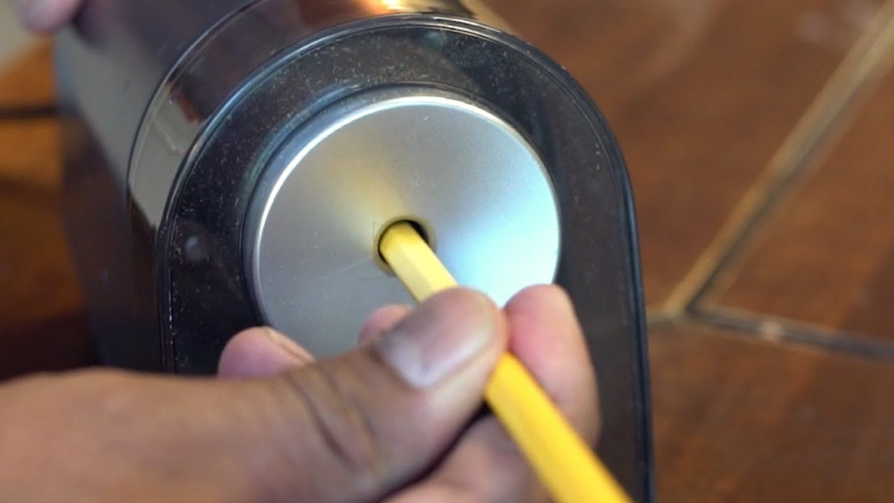 Overview & DEMO: X-ACTO XLR Electric Pencil Sharpener, Black (ELM1818X ...