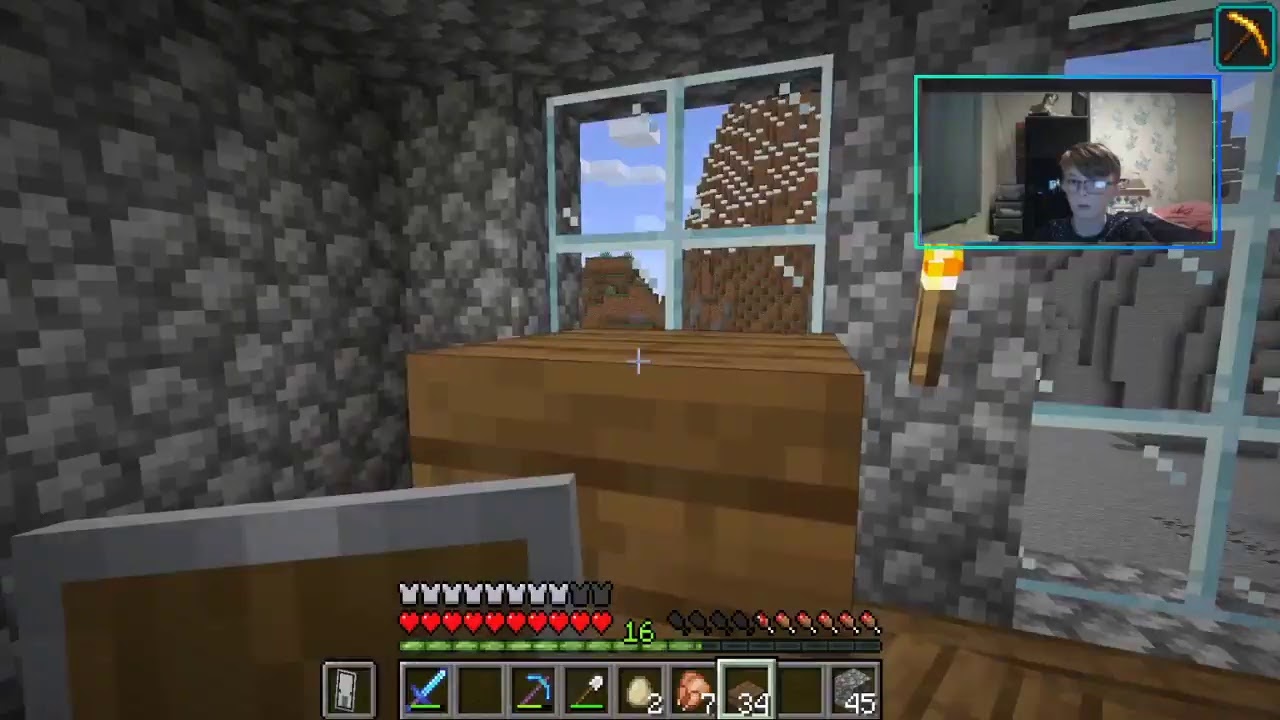 Playing Minecraft!!!!! - YouTube