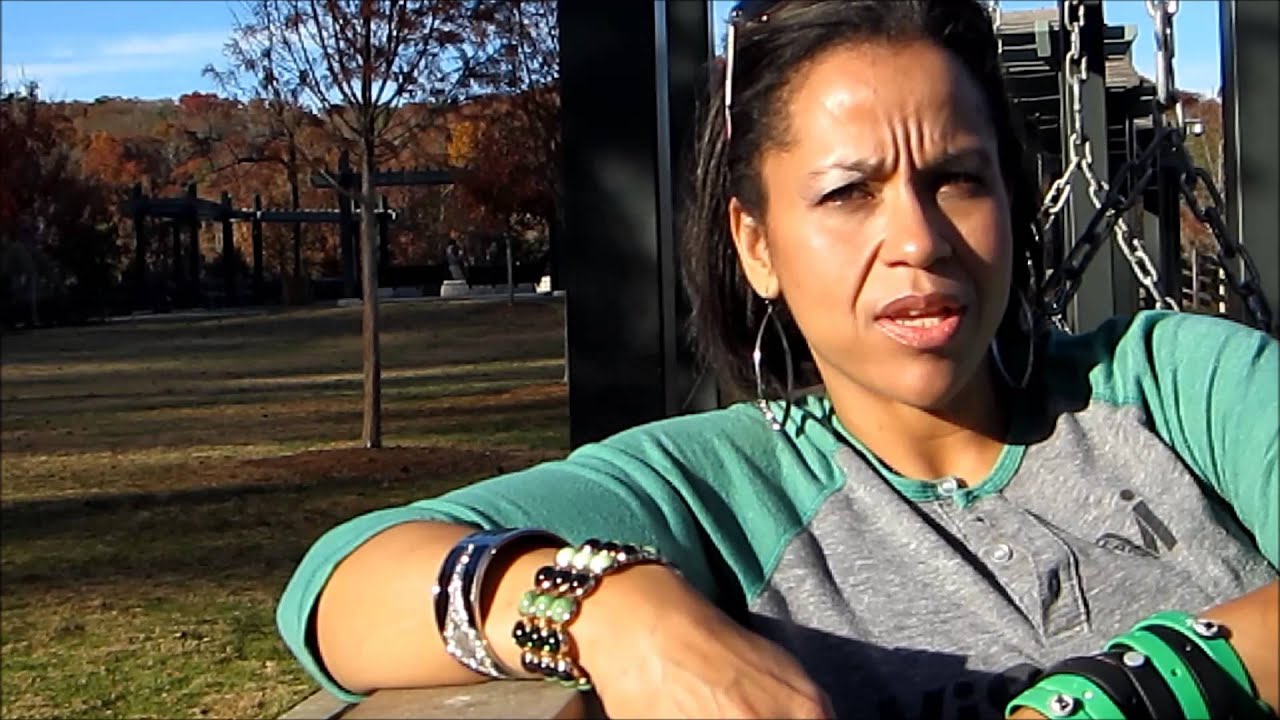 Elizabeth Londono - Lap Band Weight Loss Surgery Decision - YouTube