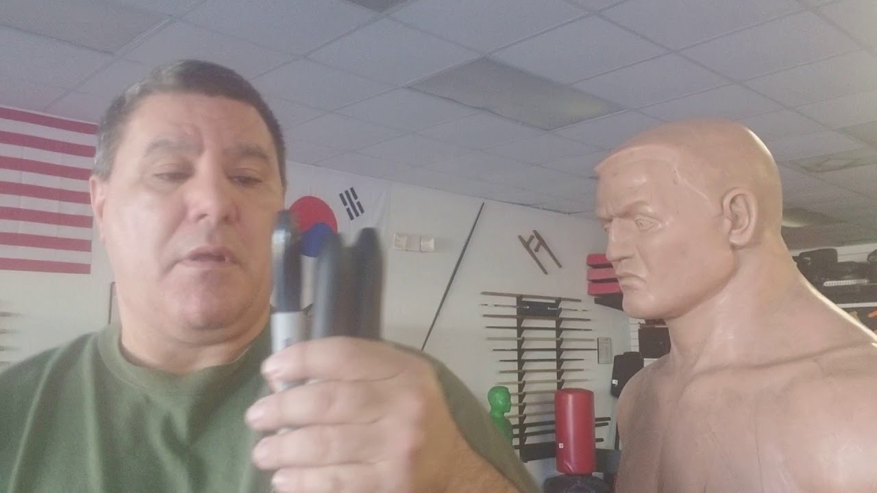 Cold steel pocket shark self-defense tool. - YouTube