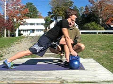 Steve Maxwell: Alternating Sprinter Lunges on KB handles - YouTube