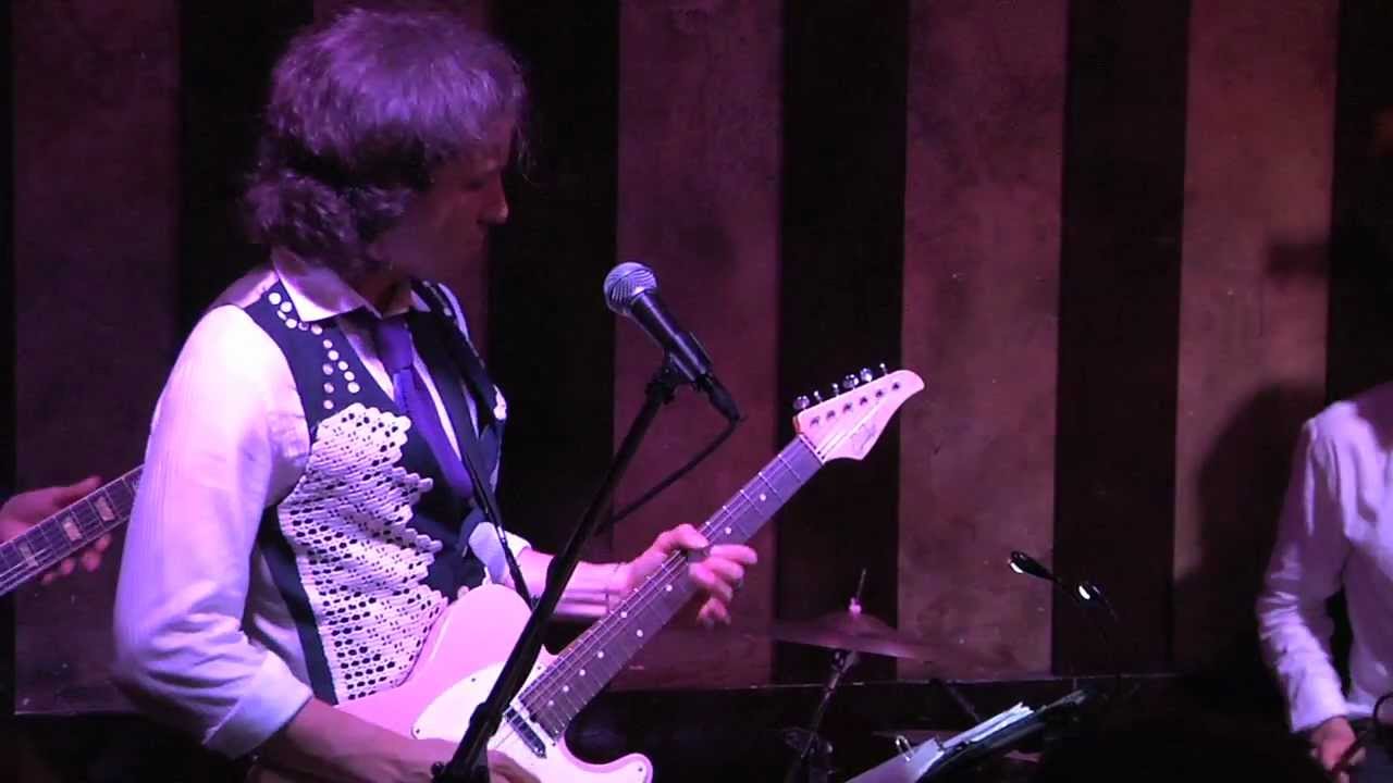 Carol - The Affections (Chuck Berry cover) - YouTube