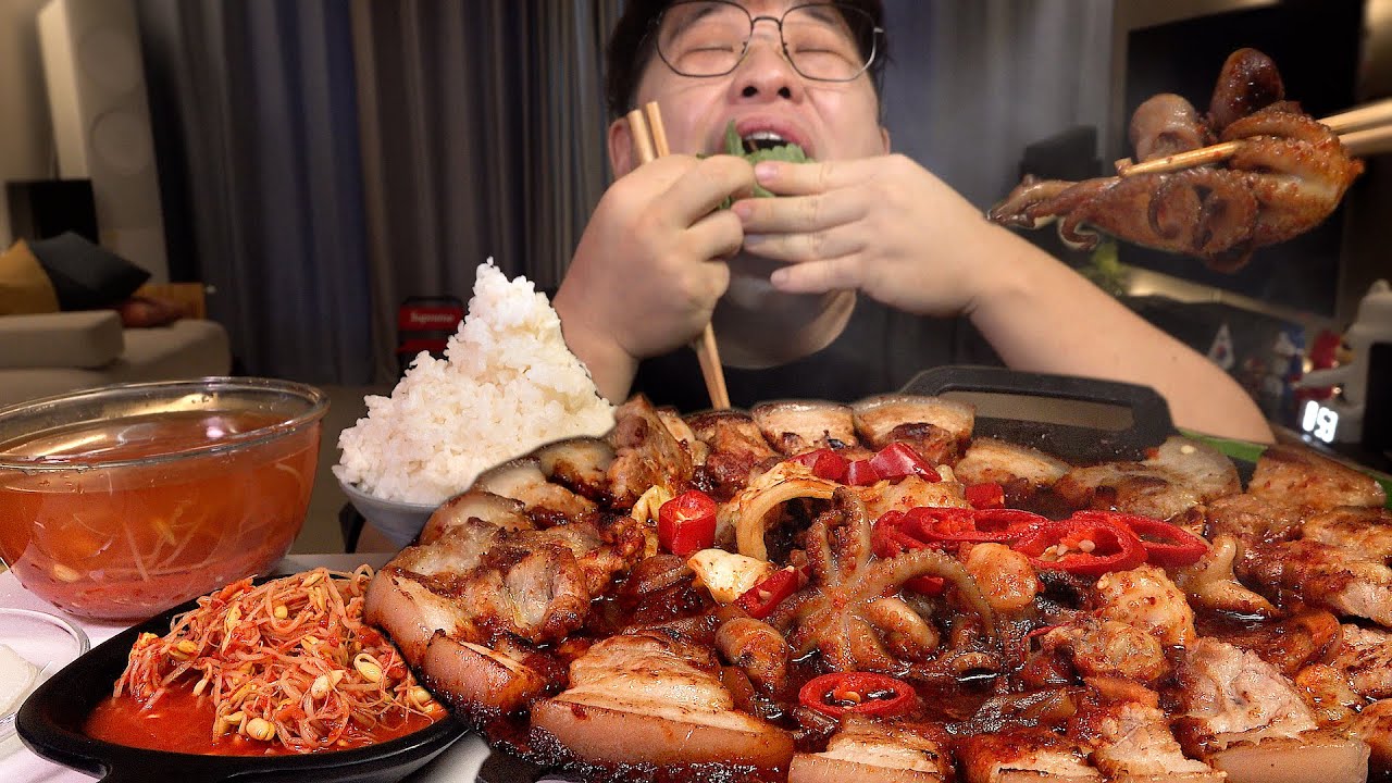 SUB 쭈꾸미오겹살 먹방 콩나물무침까지 전부 요리 대박 레전드 먹방 Jjukumi Samgyeopsal mukbang ...