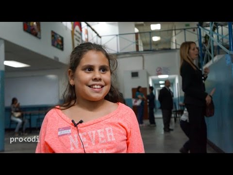 Testimonios "Hola Procodi" en la UJGH - YouTube