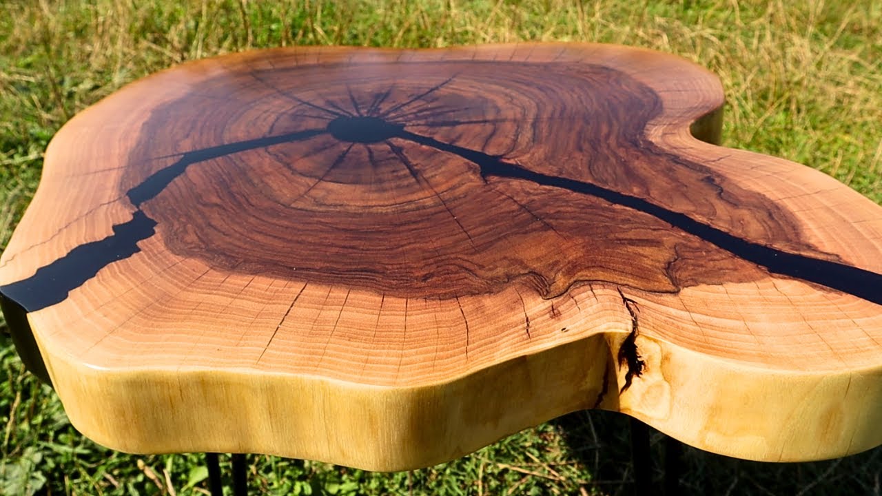 🔥COFFEE TABLE. EPOXY RESIN AND WALNUT. DIY. - YouTube