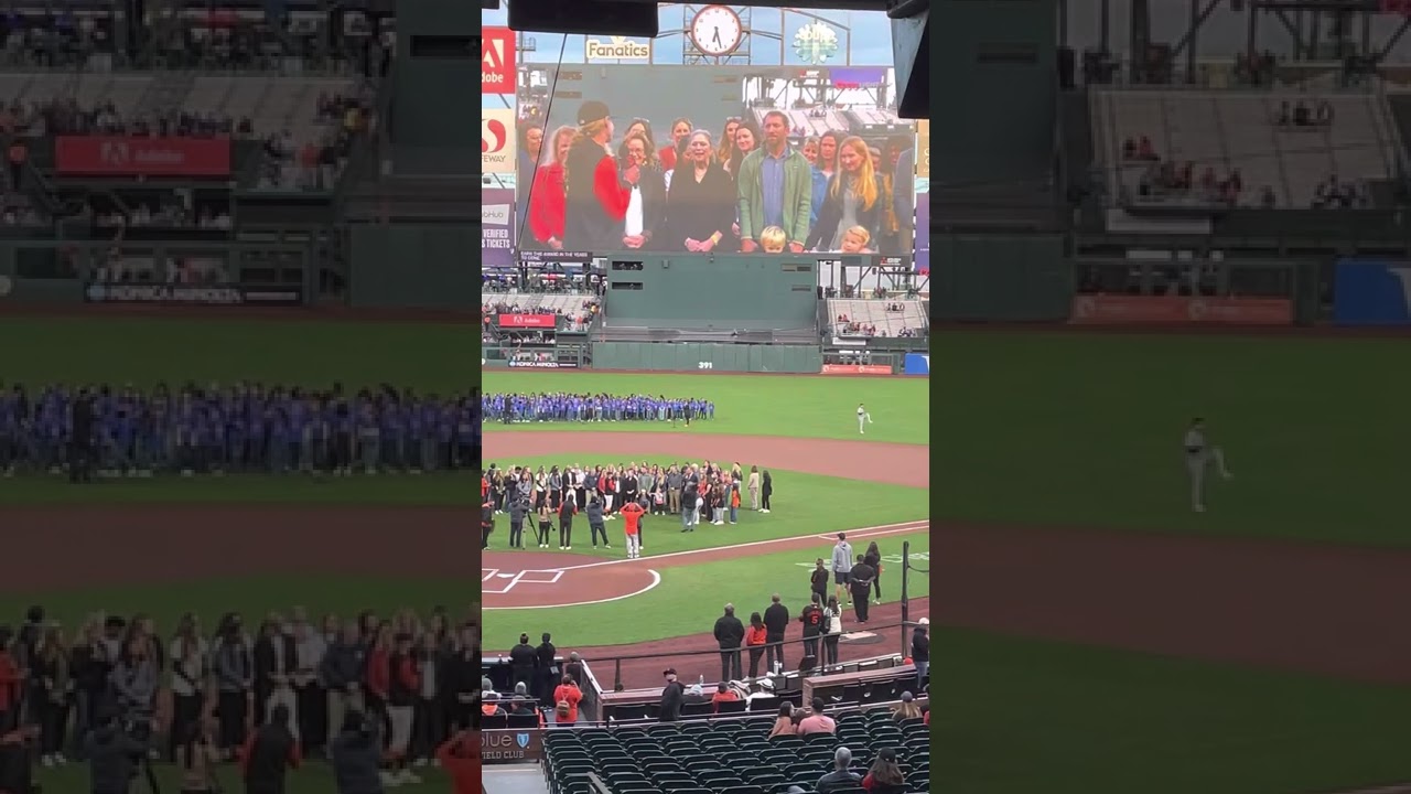 The Giants have honored Alyssa Nakken with the Alexis T. Busch award 👏👏 ...