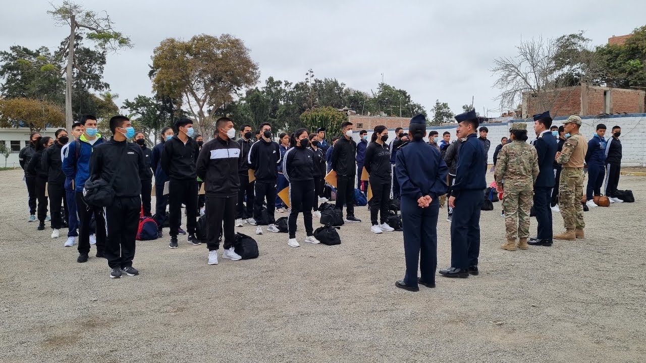 Un día como Cadete. - YouTube