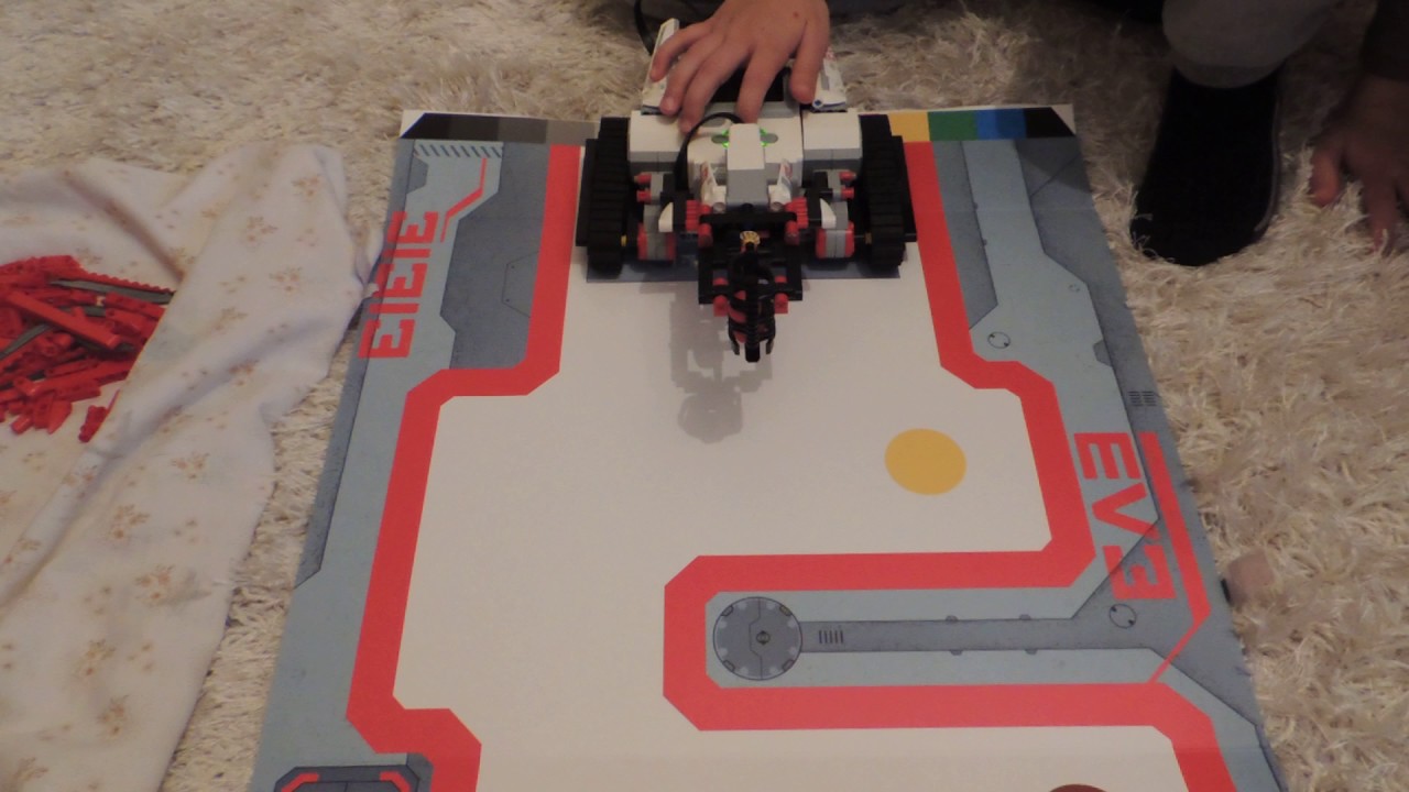 LEGO Mindstorms Track3r 02 - YouTube