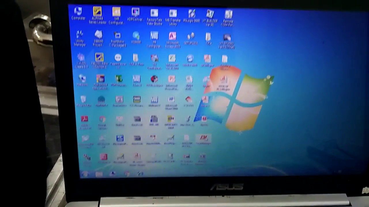 Upload HMI Wintek MT506TV - YouTube
