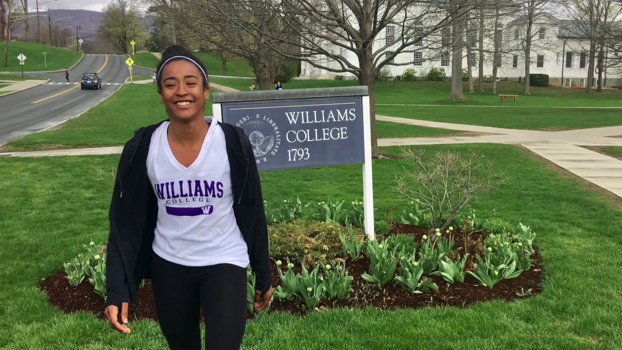 EPH SPOTLIGHT: Gabby Martin '21 (Women's Basketball & Golf) - YouTube