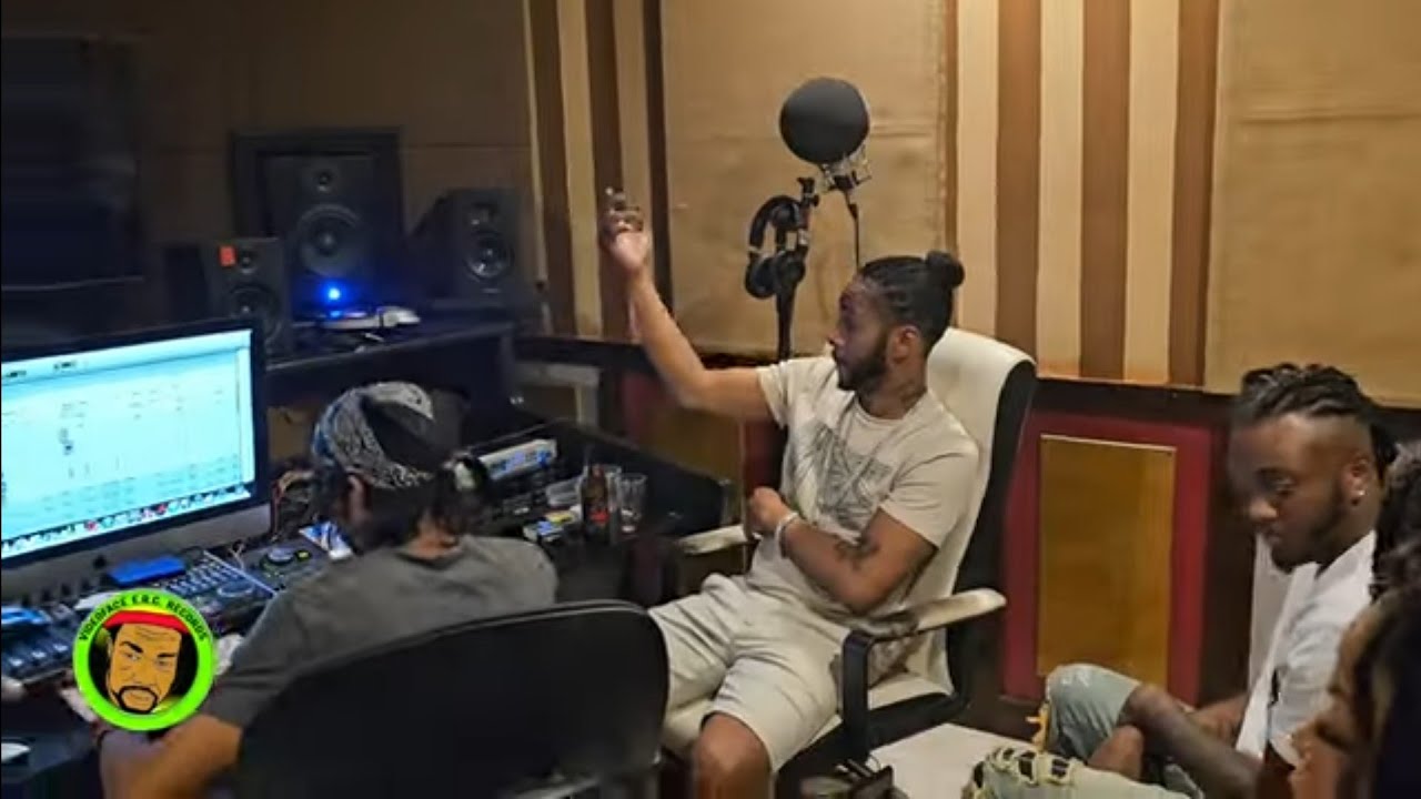 DEXTA DAPS IN THE STUDIO MIXING TRILOGY ALBUM DEADLY BEATS STUDIO ...