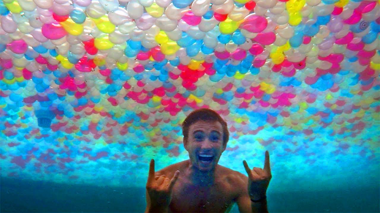 20,000 Water BALLOONS in POOL! *Backyard WaterPark* - YouTube