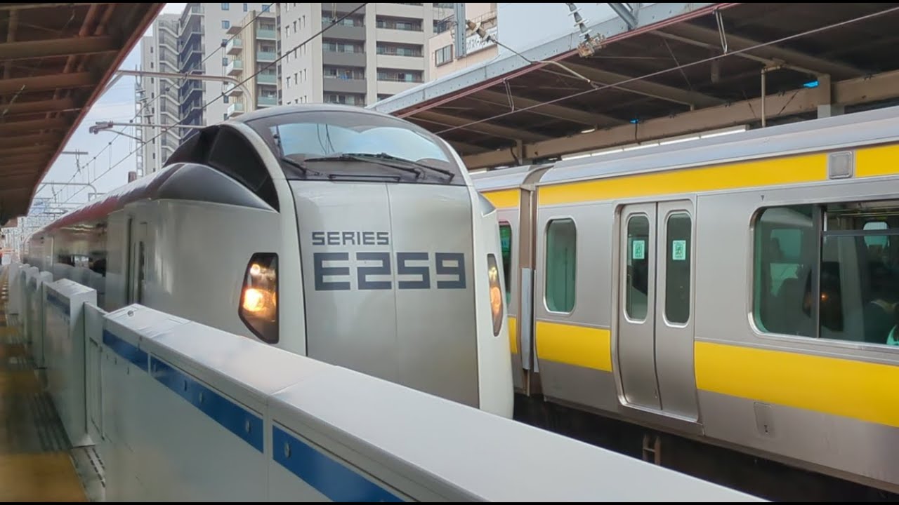 2024/4/21 新小岩駅発着・通過電車集（総武緩行線E231系、成田エクスプレスE259系、総武快速線E235系） - YouTube