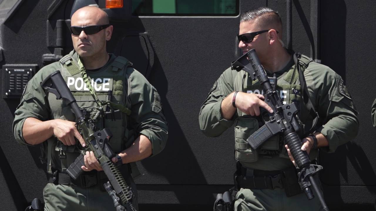 Pittsburg PD Running Man Challenge - YouTube