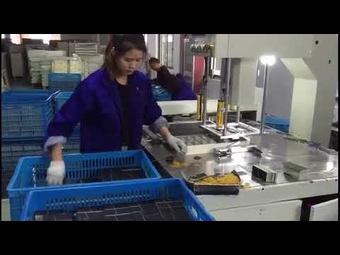 Stripping machine and spinning mould for label and plastic - YouTube