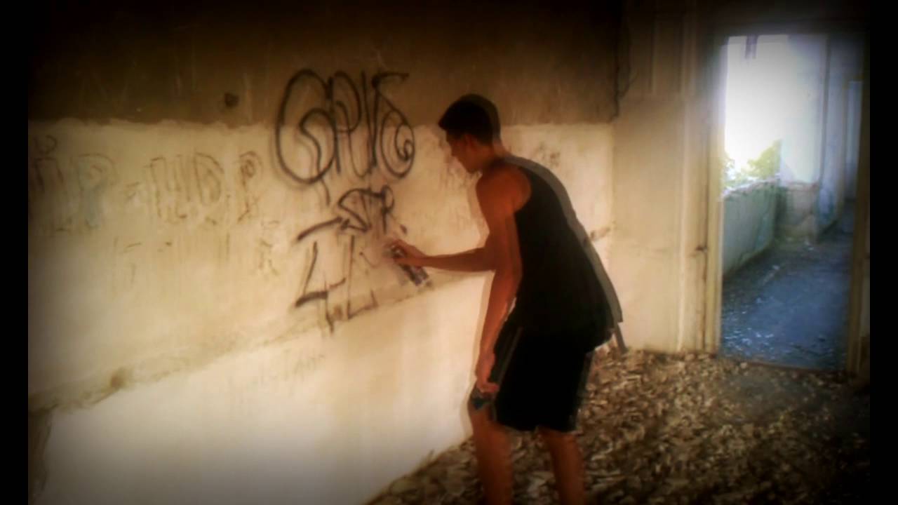 STREET GRAFFITI | EL BARTO - YouTube