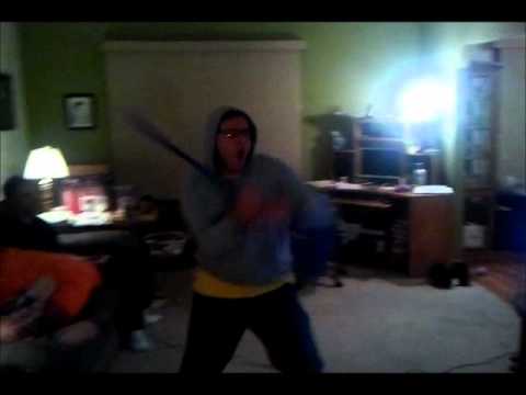 Average day, in the life of an Average WoW player - YouTube