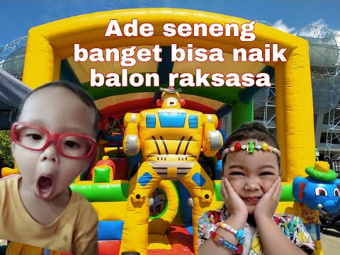kaka ade gak mau pulang main dibalon raksasa