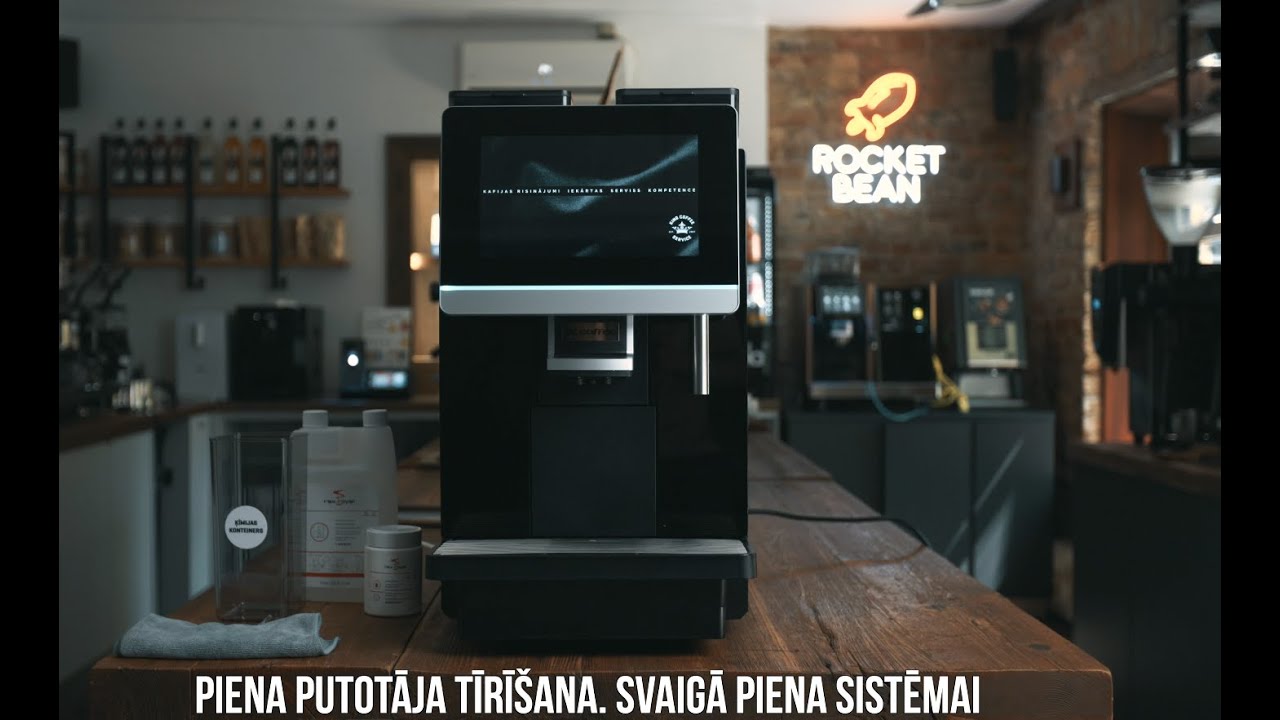 Kalerm X460 tīrīšana ar svaigā piena sistēmu - YouTube