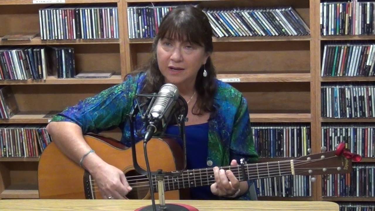 Robin Greenstein - A Tale of Two Cities- WLRN Folk Music Radio - YouTube