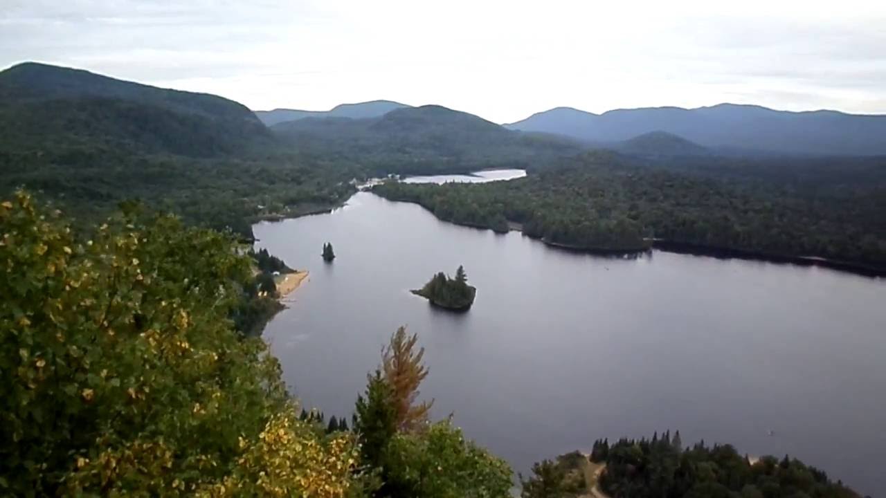 LAC MONROE, PARC TREMBLANT, LAURENTIDES, QUEBEC, CANADA - YouTube