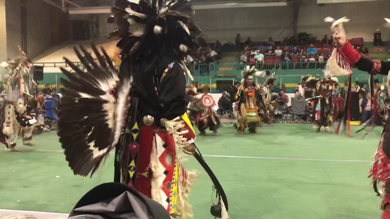 Men's traditional , Loon Lake pow wow 2018 - YouTube