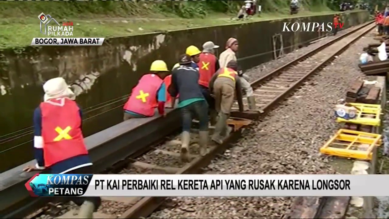 PT. KAI Perbaiki Rel Kereta Api yang Rusak Karena Longsor - YouTube