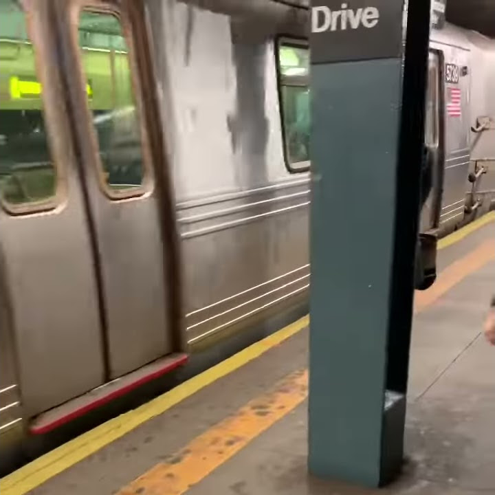 R46 F local train leaving 63rd drive Rego Park - YouTube