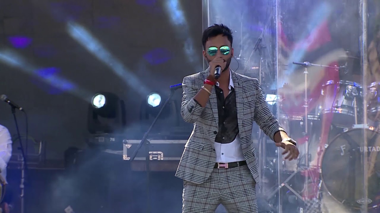 Shashi Suman Live BOLLYWOOD MUSIC PROJECT 2 - YouTube