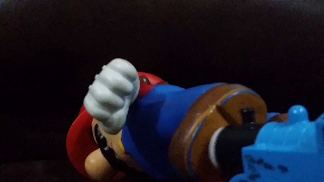 Mario vs Thomas - YouTube
