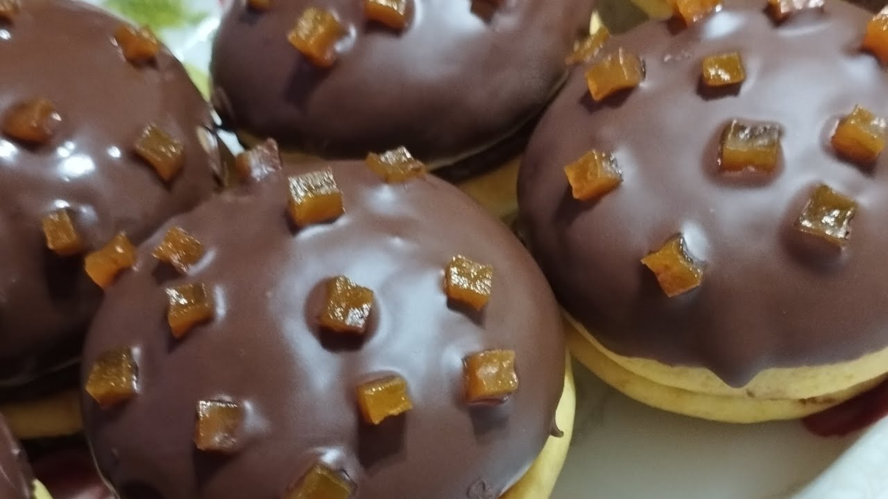Yoyos de calabaza con relleno de chocolate y dulce de zapallo en ...