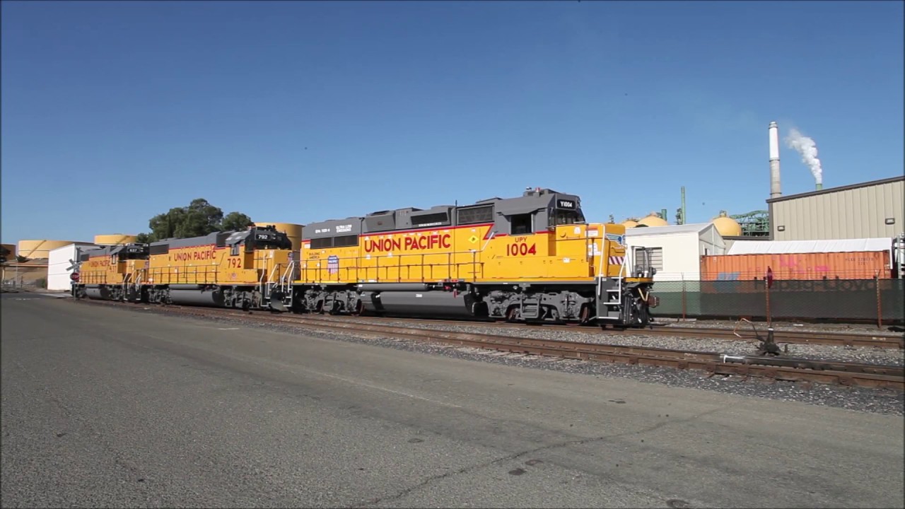 UPY 1004 New EMD GP22T4 at Benicia, CA. August, 2019 - YouTube