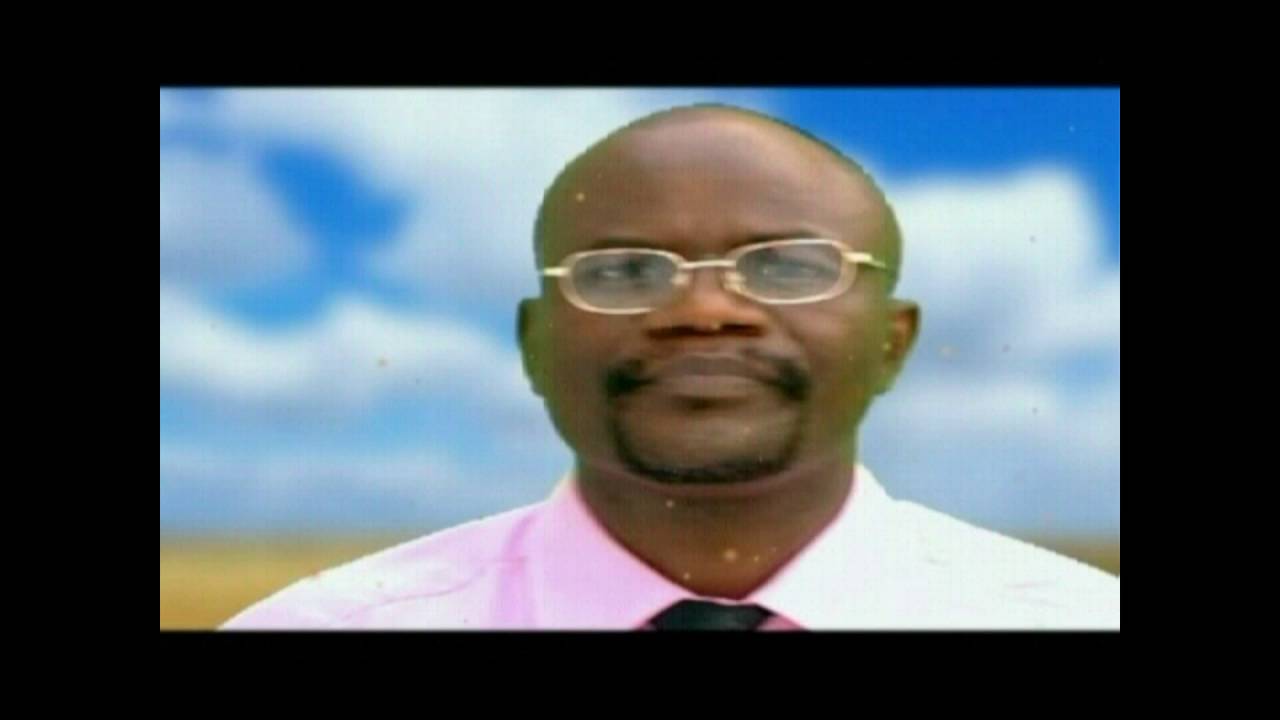 Fr Clement Kasongo chante Yesu na mitema Chords - Chordify