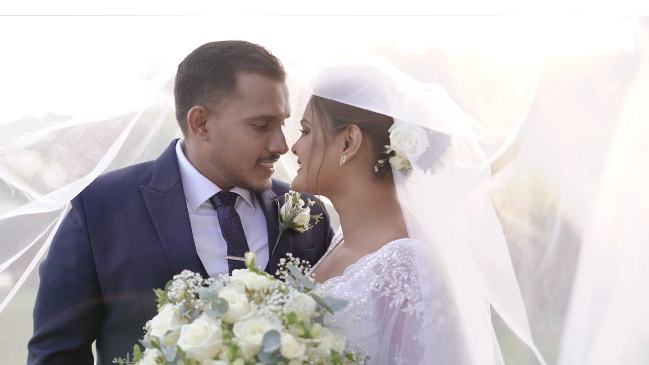 MOIRA WEDDING FILMS | Uwani & Chinthana Wedding Highlights - YouTube