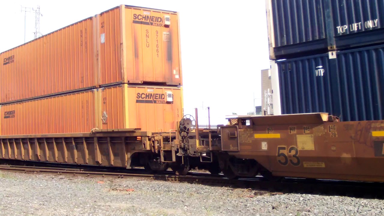 CSX Q292 @ MUNCIE, IN 6 27 19 CSX 5227 CSX 5308 - YouTube