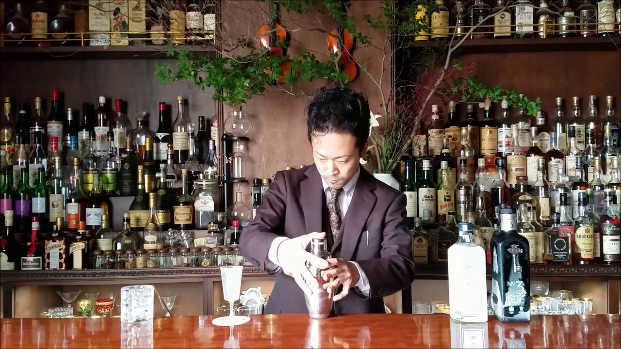 Cocktail making movie 【 GIMLET 】ギムレット！ Japanese style☆ - YouTube