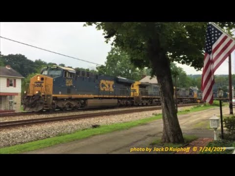 Huge 194 car train. CSX Q352, with eleven locomotives. - YouTube
