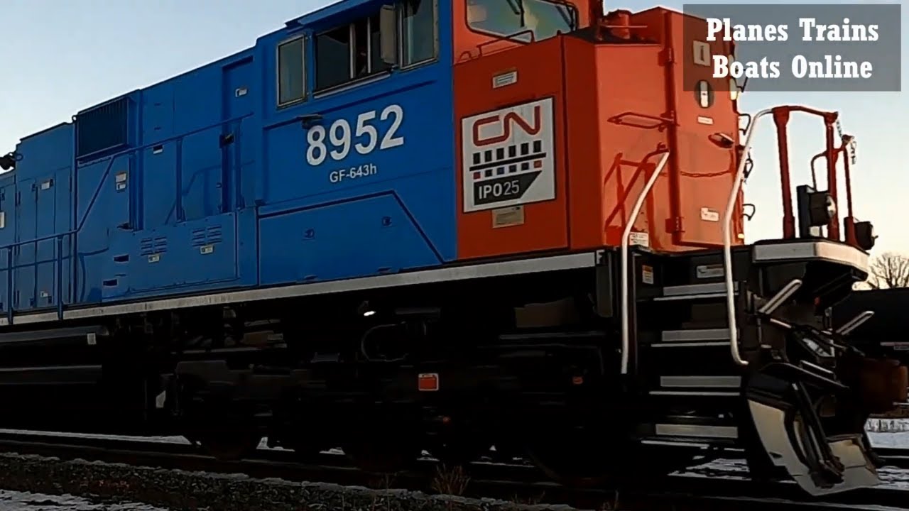 GT 8952 Heritage & CN 8934 Engines Mixed Freight Train West To MI Feb ...