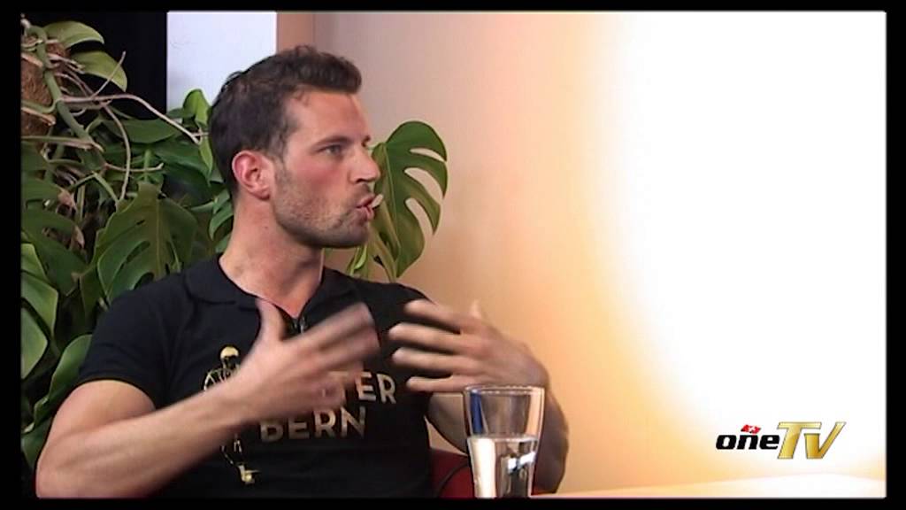 oneX TV - Sendung vom 02.10.12 mit Benjamin Wipf, Mister Bern - YouTube